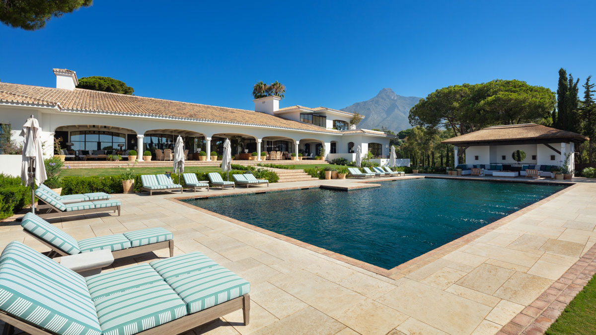 Pool Envy: The Top 7 Villas with Incredibly Impressive Pools in Marbella